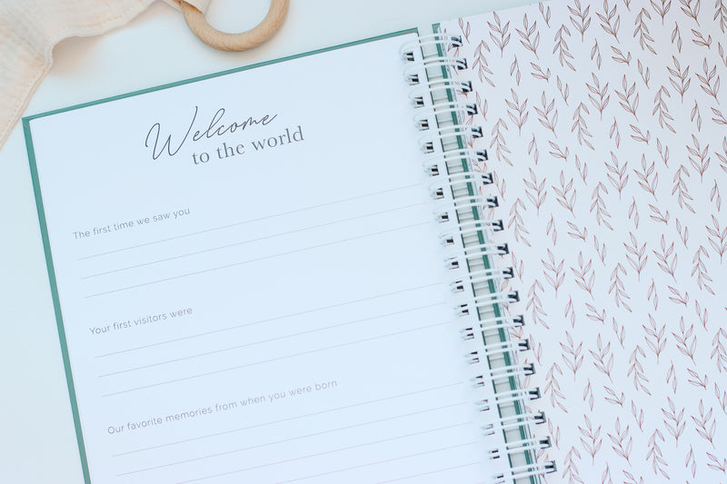 Baby Books - Record Baby's First Milestones & Memories